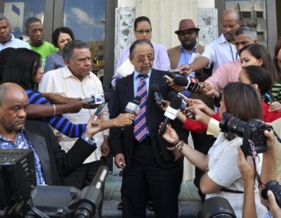 Huchi Lora y Juan Bolívar Díaz califican de “tollo” querella en su ...