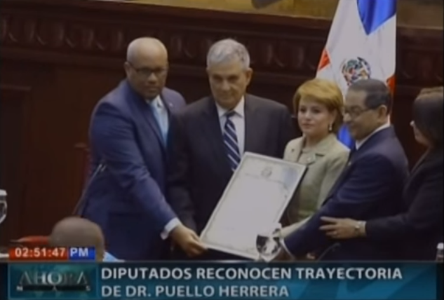 Diputados reconocen trayectoria de Dr. Puello Herrera - CDN - El Canal ...