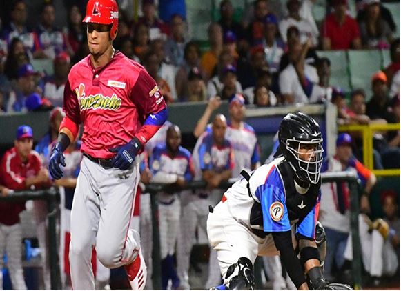 RD cae ante Venezuela en su segundo partido de la Serie del Caribe
